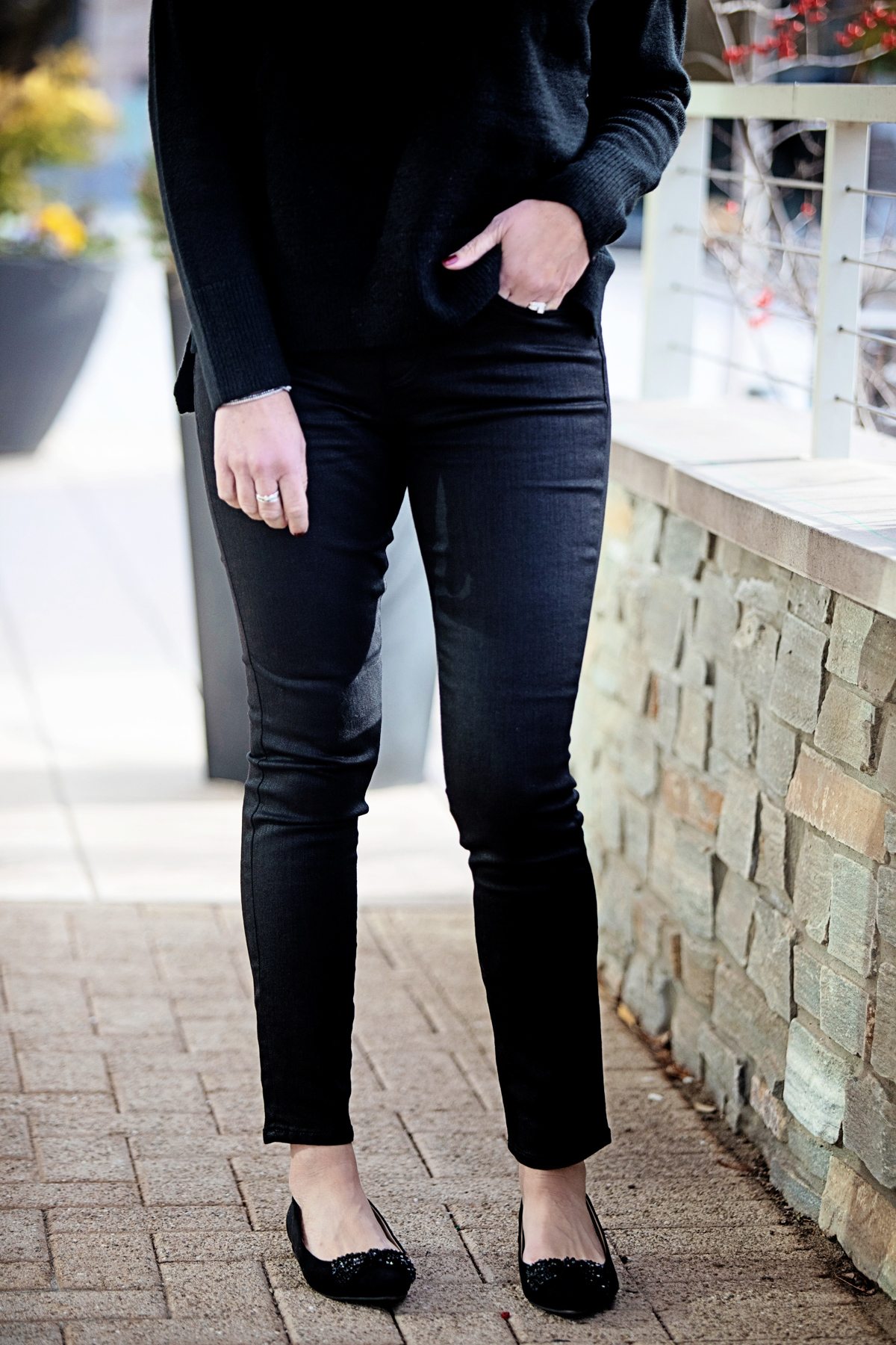 Monochromatic Holiday Outfit with LOFT Outlet | Jo-Lynne Shane