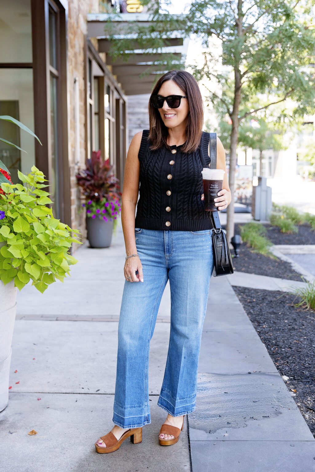 What to Wear with Wide Leg Jeans This Fall | Jo-Lynne Shane