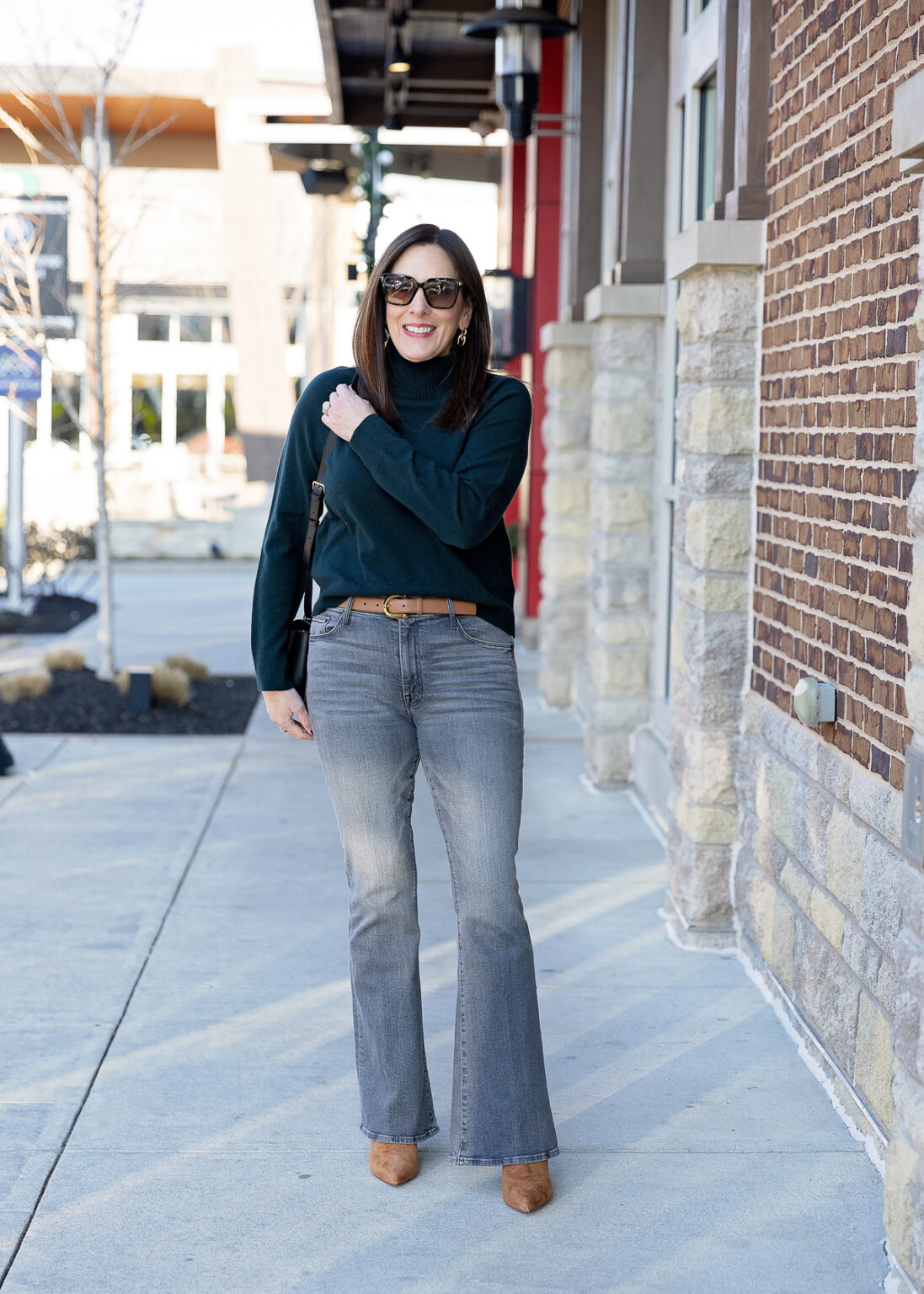 How to Wear Grey Jeans This Winter: Outfit Ideas You’ll Love | Jo-Lynne ...