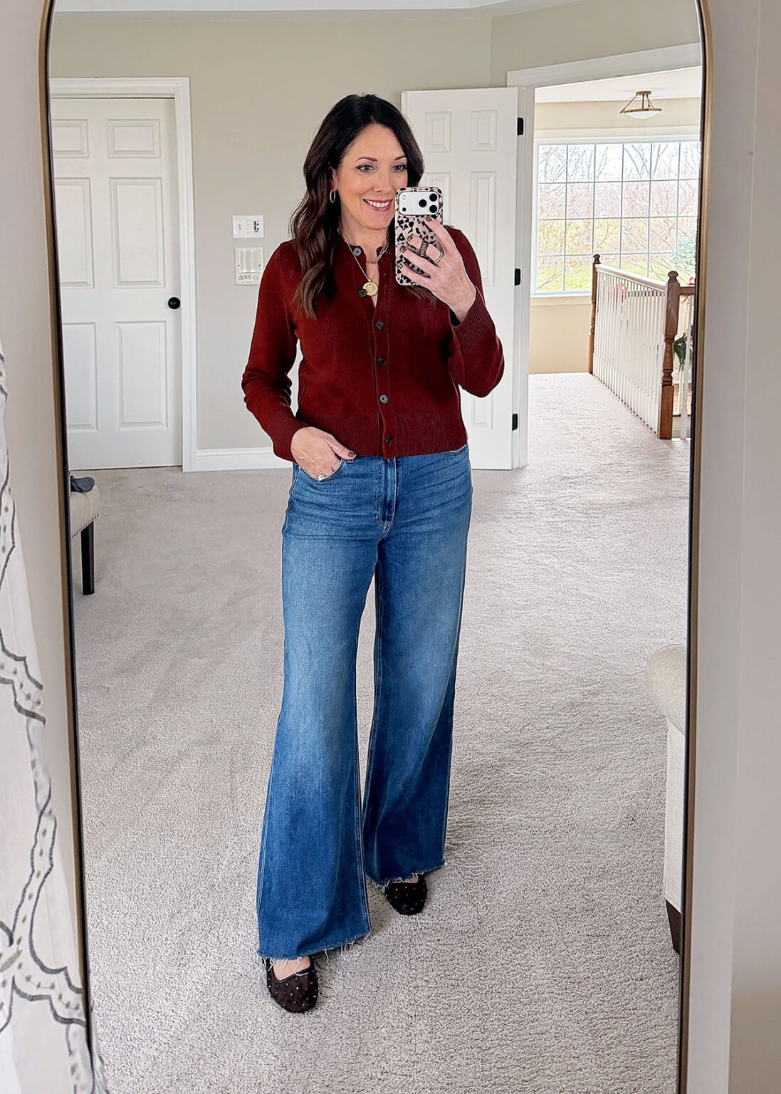 Mid-Rise vs. High-Waisted Jeans: Which Jeans Should You Be Wearing?